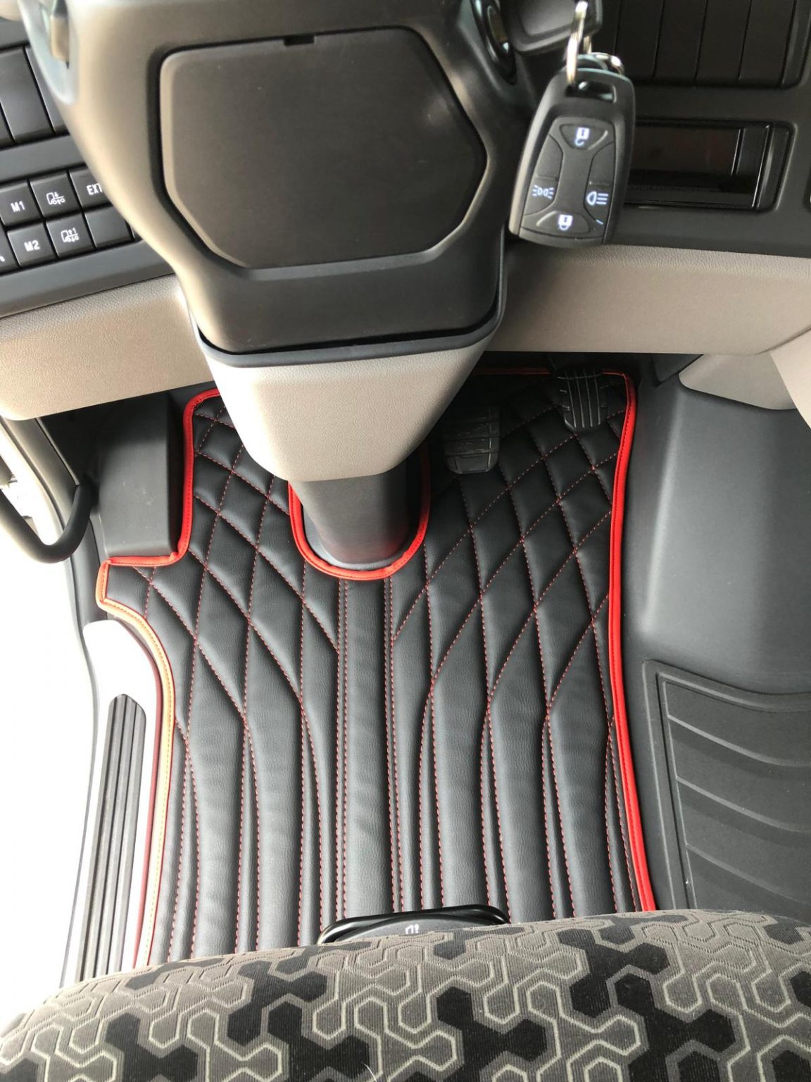 Fußmatten Passend Für SCANIA R/S New Generation Neu Stepp ...